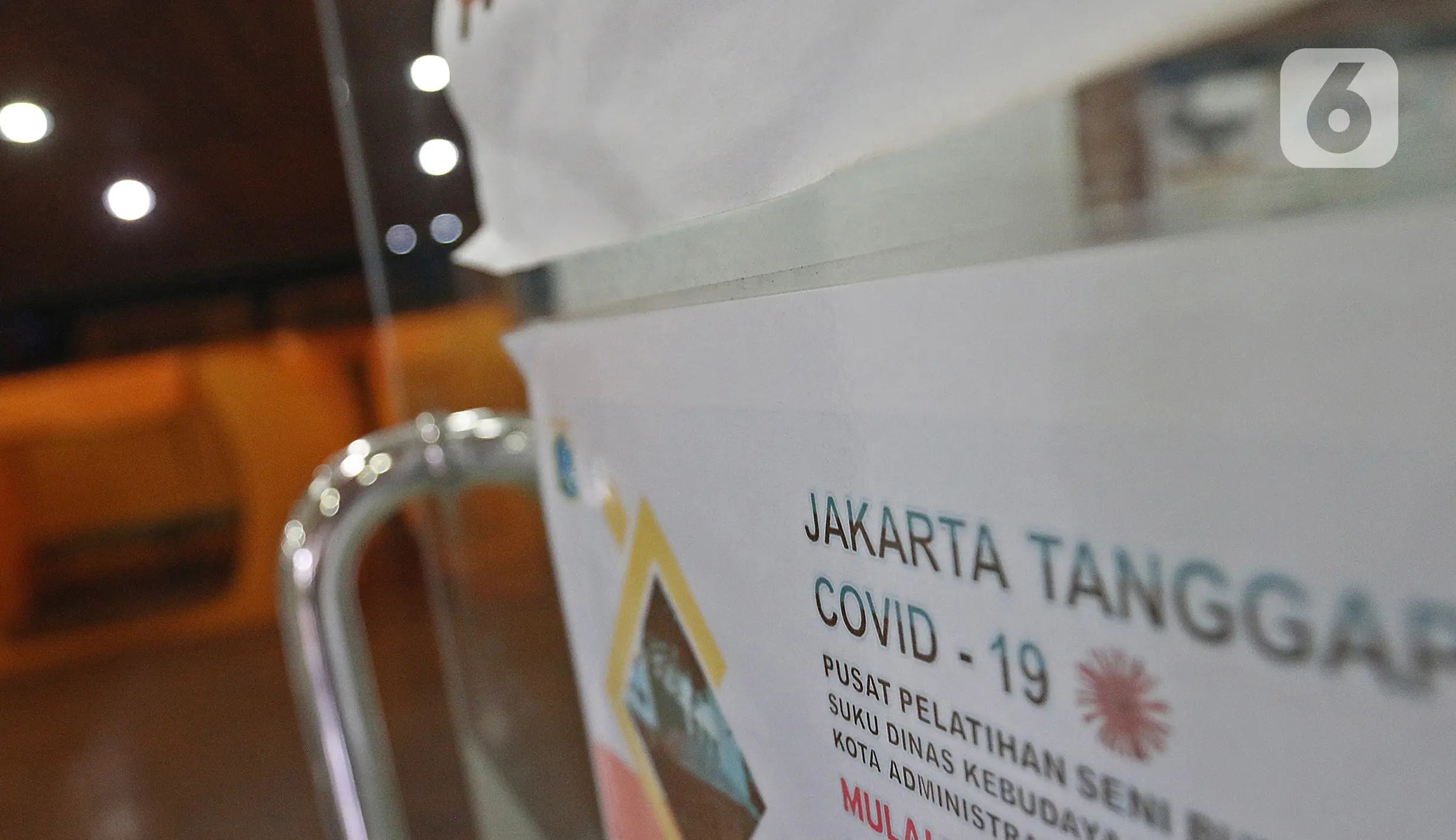 FOTO: Bilik Isolasi Pasien COVID-19 di Balai Latihan Kesenian Jakarta ...