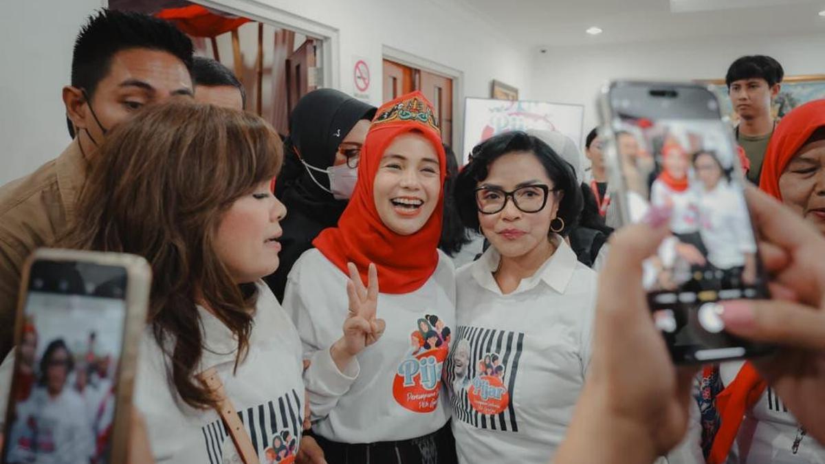 Siti Atikoh: Power of Emak-Emak Senjata Pemenangan Ganjar-Mahfud - Pemilu Liputan6.com