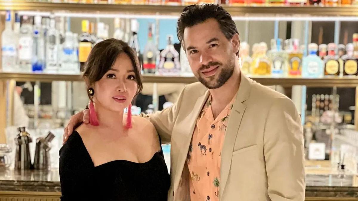 7 Potret OOTD Awet Muda ala Chef Rinrin Marinka - Page 1?utm_source=FB ...