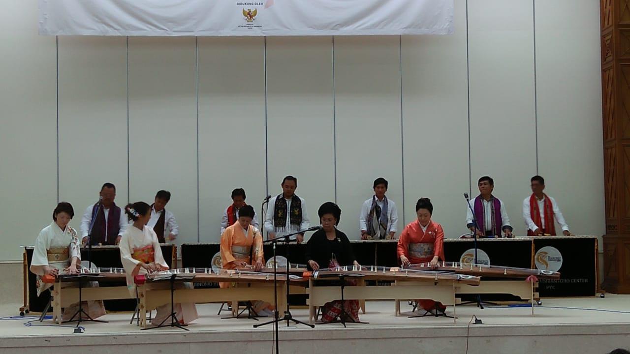 Cara Memainkan Alat Musik Kolintang untuk Pemula, Mulai dari Dasar
