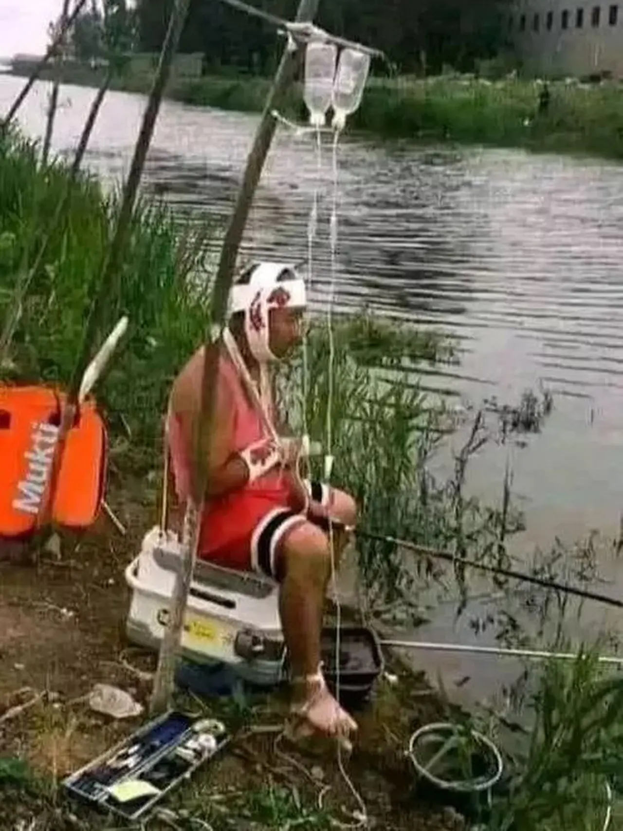 6 Aksi Absurd Orang yang Hobi Mancing Ini Kocak, Bikin Heran - Hot Liputan6.com