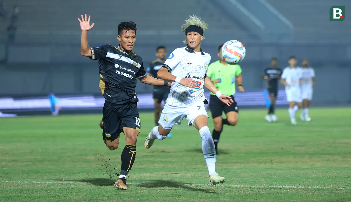 Foto: Momen Pemain PSS Sleman Sering Kehilangan Bola Hingga Salah Umpan ...