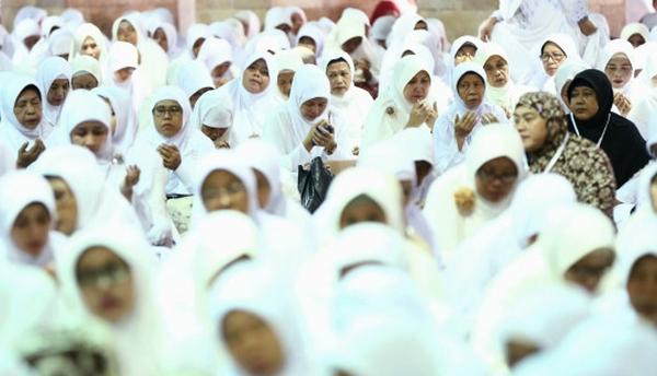 Dalil Adab terhadap Guru, Pandangan Ulama dan Contohnya