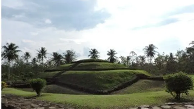 Taman Purbakala Pugung Raharjo, Situs Purbakala yang Tak Sengaja ...