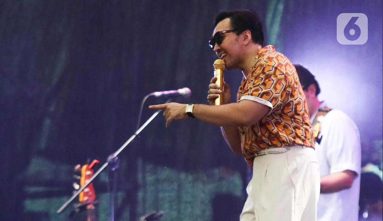 Penampilan David Bayu Bikin Syahdu Hari Pertama Joyland Festival ...