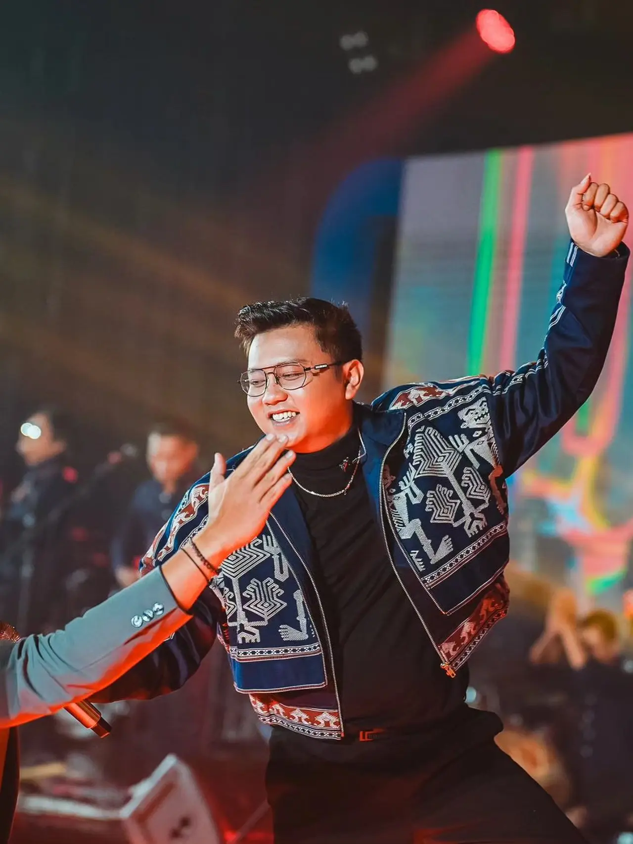 Lirik dan Terjemahan Lagu Swargi Langgeng Denny Caknan feat Saka Kempot ...