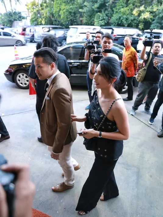 Konsep Nikahan Dimas Anggara - Nadine Kebanjiran Pujian dari Tyas Mirasih - Photo Fimela.com