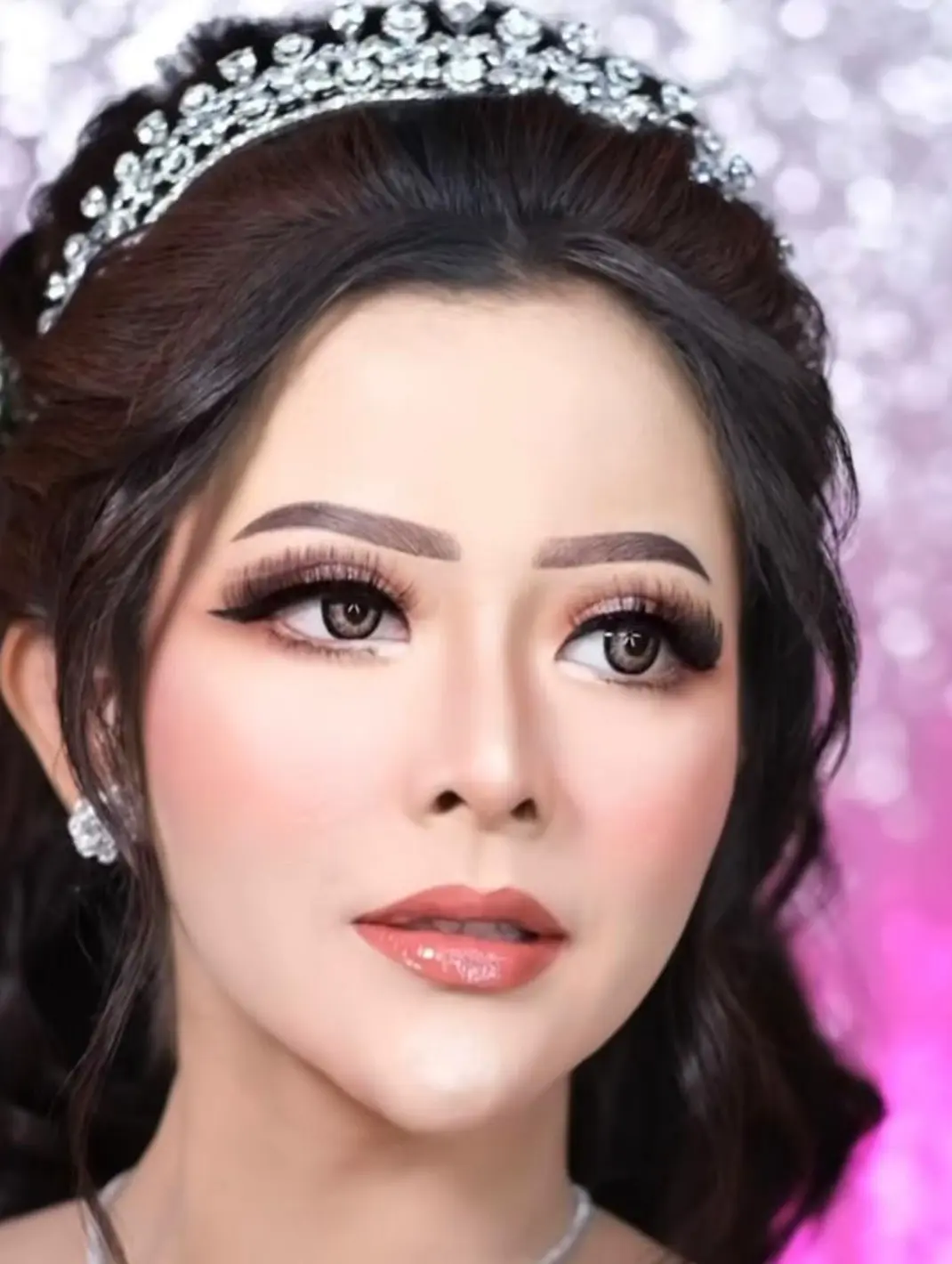 8 Detail Makeup Bella Bonita di Acara Ngunduh Mantu Sukses Curi Atensi ...