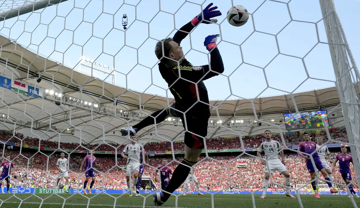 Foto: Penampilan Apik Manuel Neuer saat Catatkan Diri Sebagai Kiper ...