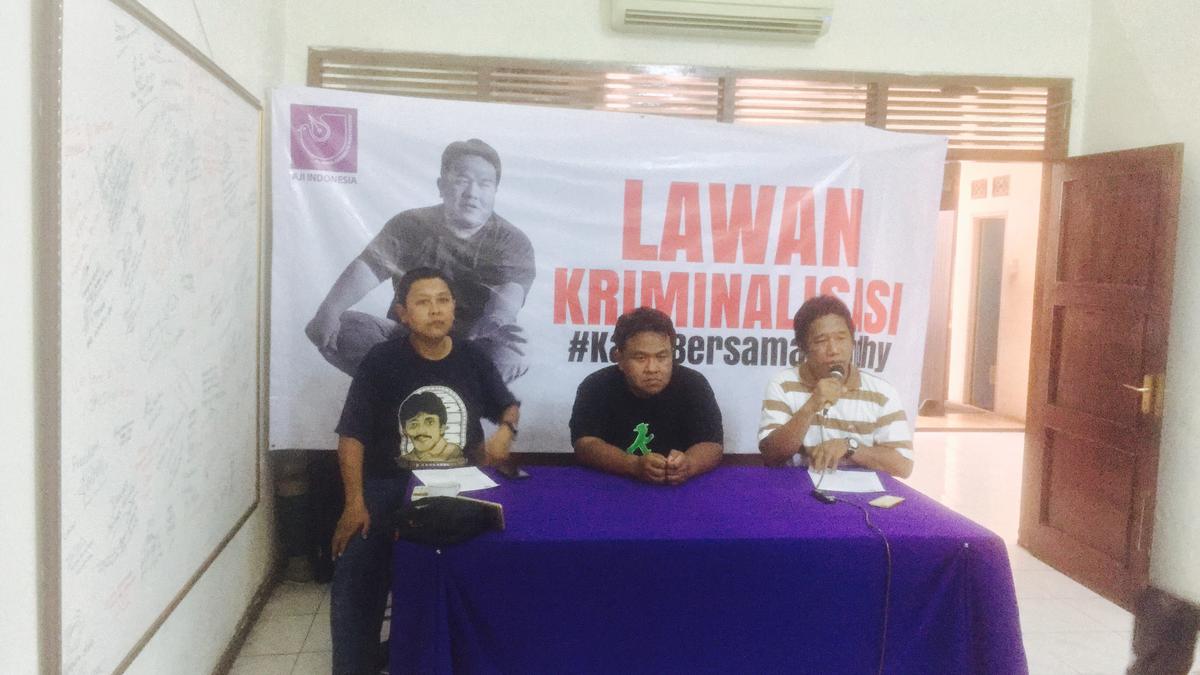 AJI: Uji Tulisan Dandhy Dwi Laksono di Dewan Pers - News Liputan6.com