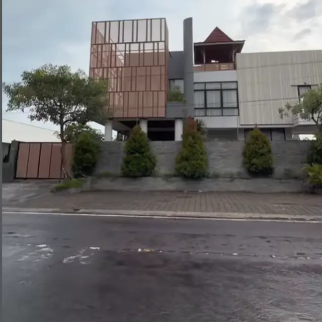 Fasilitas Rumah Denny Caknan, Jadi Pusat COD Ngawi dan Ada WiFi Gratis