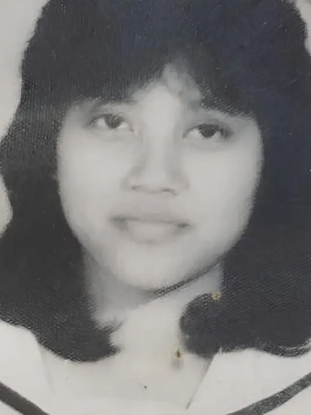 7 Potret Lawas Istri Komeng Saat Masih Jadi Model Awet Muda Hot