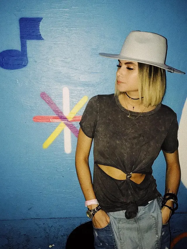 Leah LaBelle dan Rasual Butler Tewas dalam Kecelakaan Mobil - ShowBiz ...