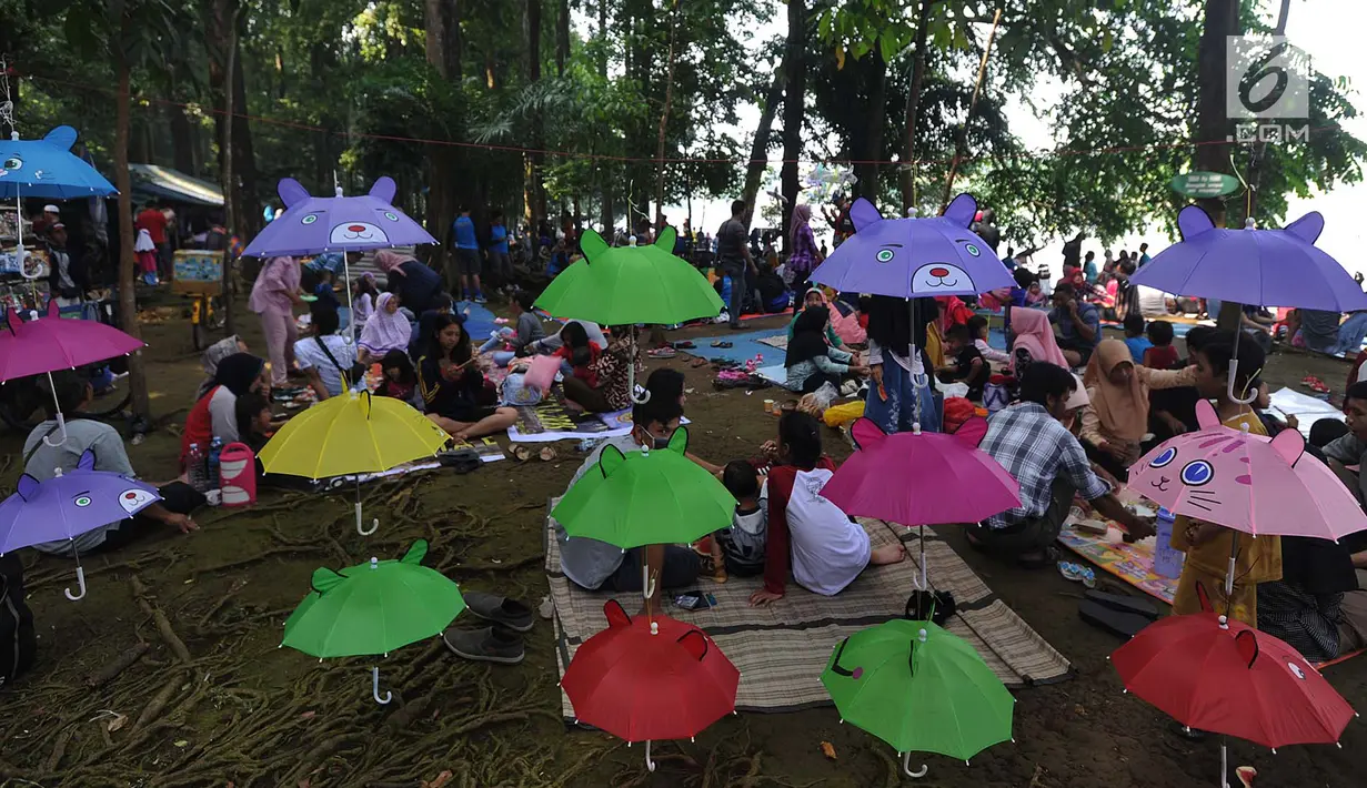 FOTO: Warga Bogor Cucurak Sebelum Ramadan - Foto Liputan6.com