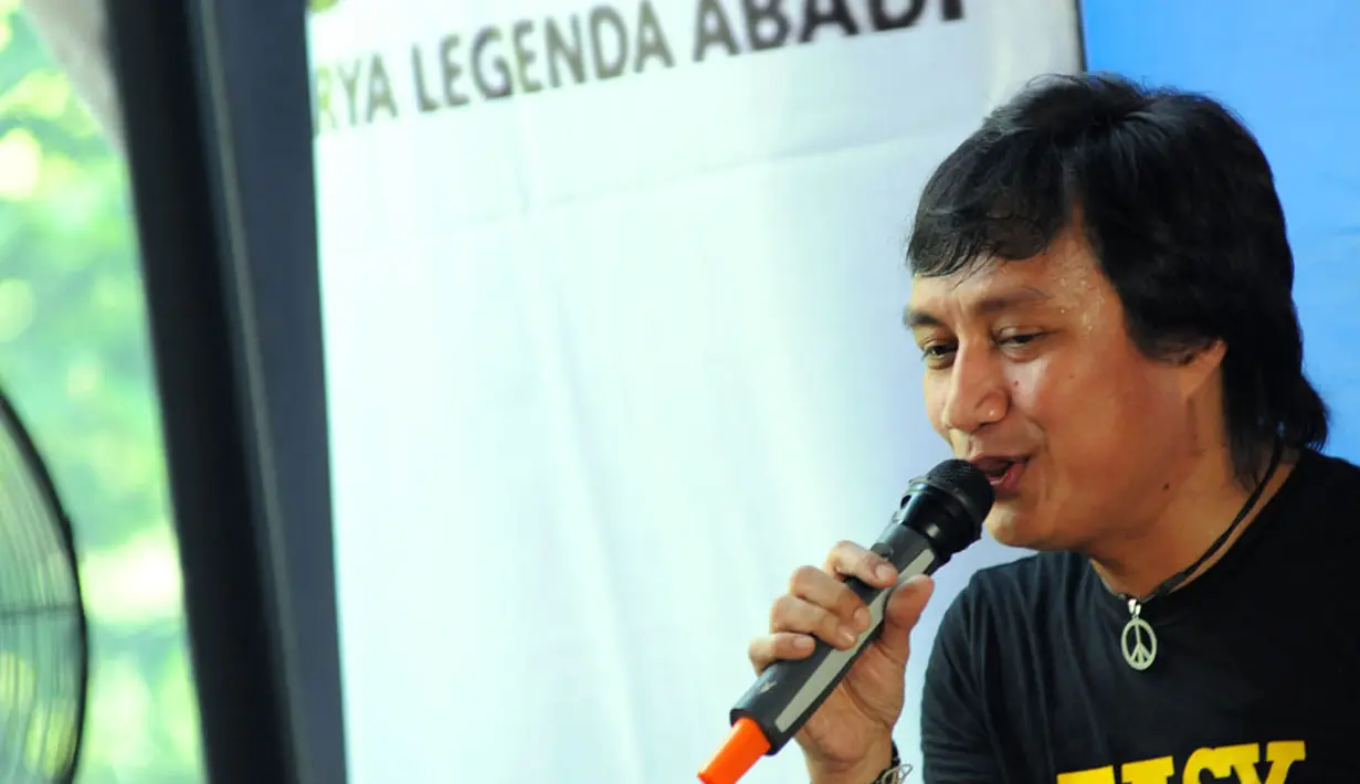 Katon Bagaskara 'Demam' Girl Band - Foto Liputan6.com