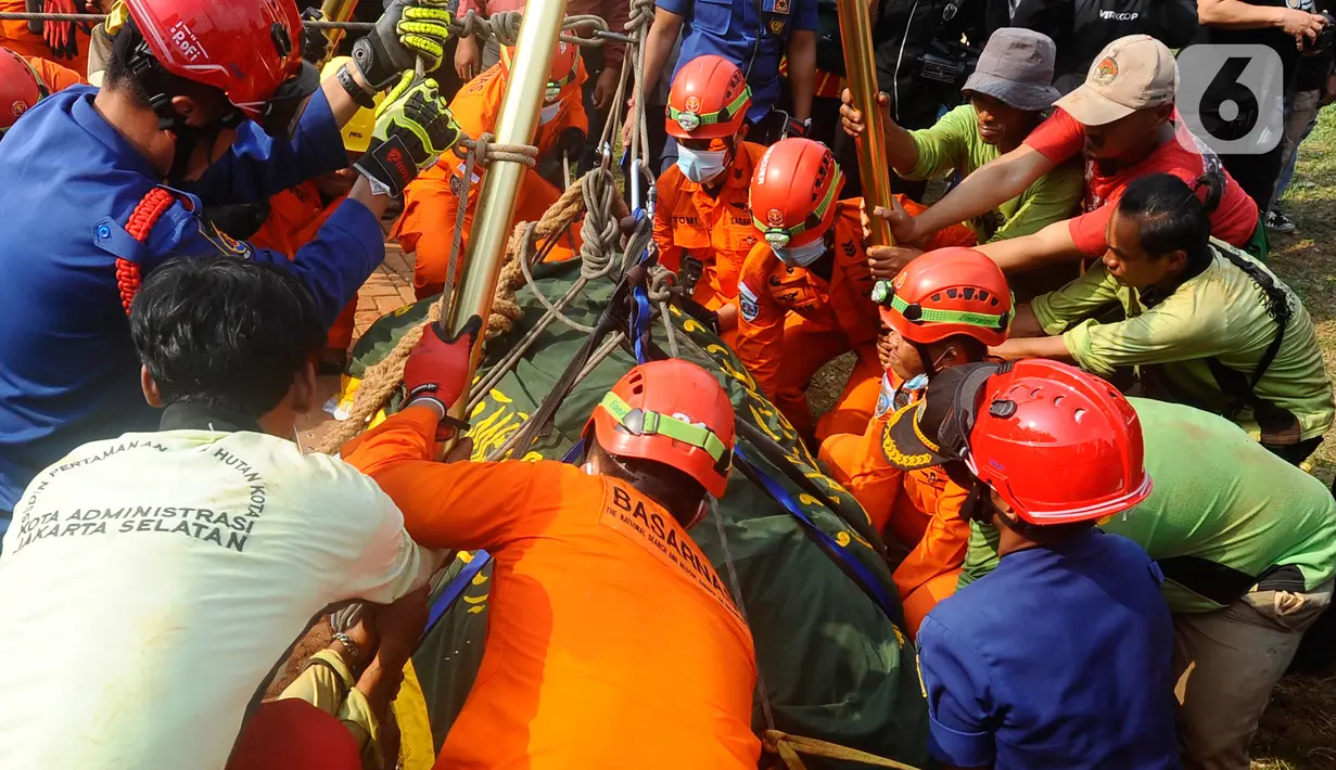 Prosesi Pemakaman Fajri, Pria Obesitas Berbobot 300 Kilogram di TPU ...