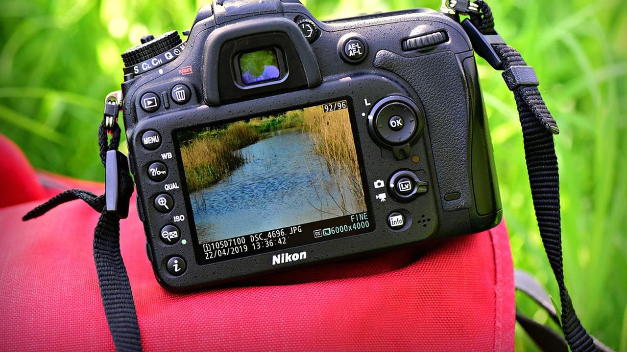 14 Cara Menggunakan Kamera DSLR yang Benar, Atur Shutter Speed, ISO dan ...