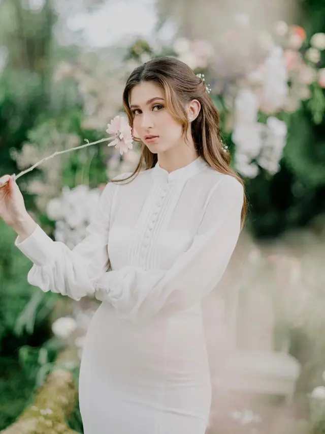 7 Potret Celia Thomas, Aktris yang Dikabarkan Dekat dengan Teuku Ryan ...