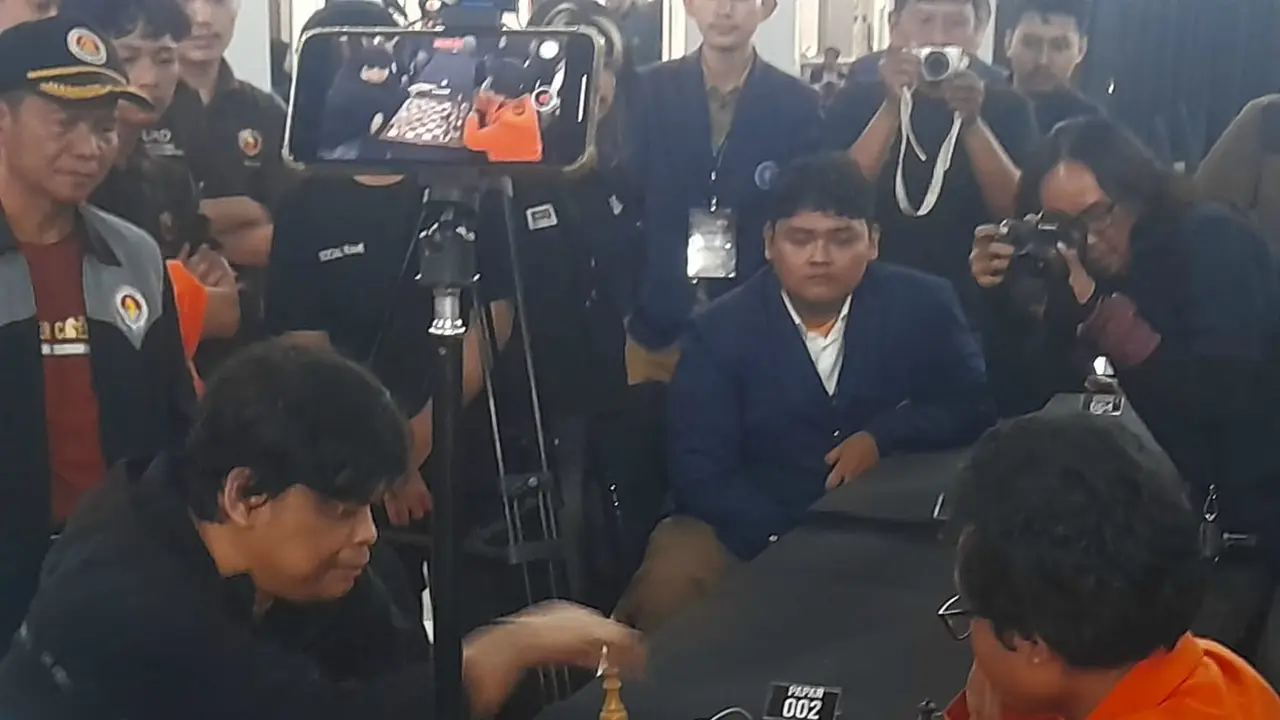 Super Chess National Tournament Double Sukses, FM Satria Duta Cahaya ...