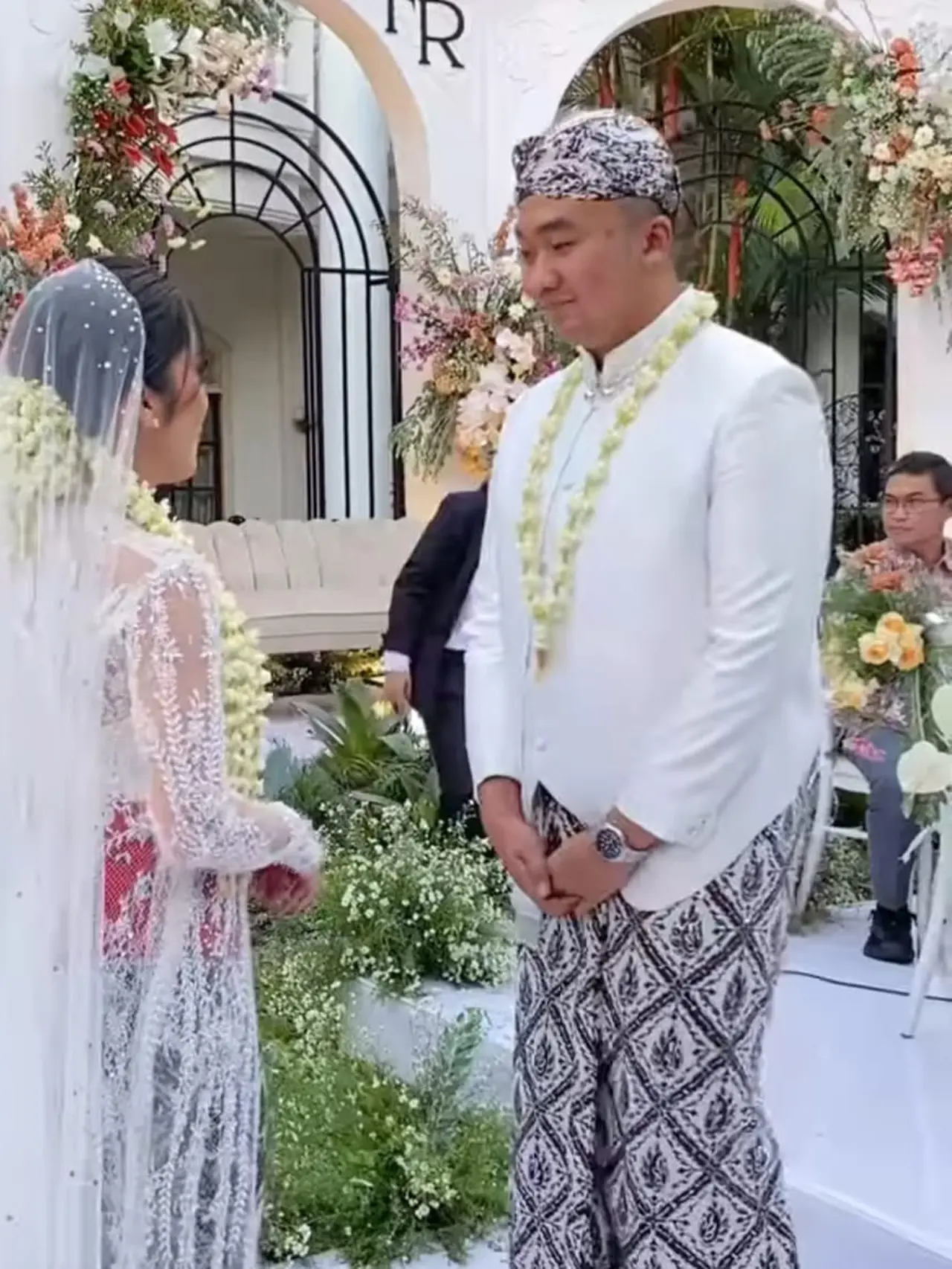 7 Momen Pernikahan Fay Nabila IMB dan Rama Restu, Seserahan Mobil Mewah - Hot Liputan6.com