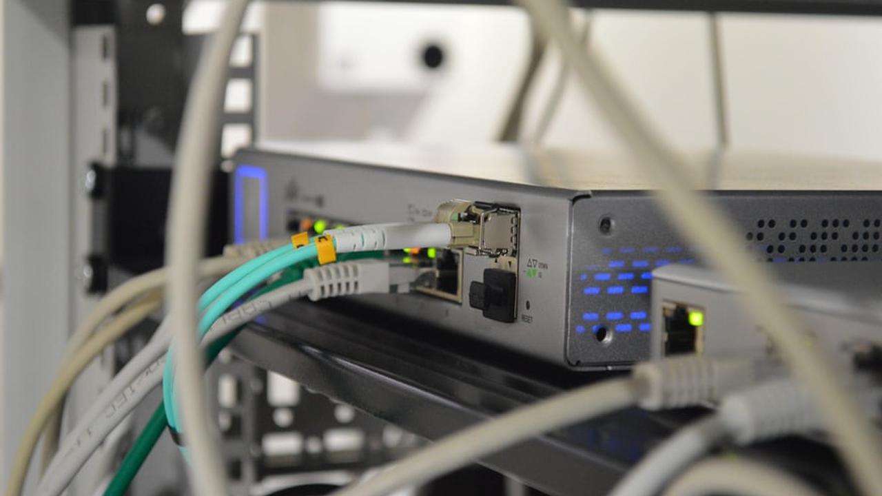 Mengenal 4 Jenis Jaringan Wi-Fi Beserta Kelebihan dan Kekurangannya