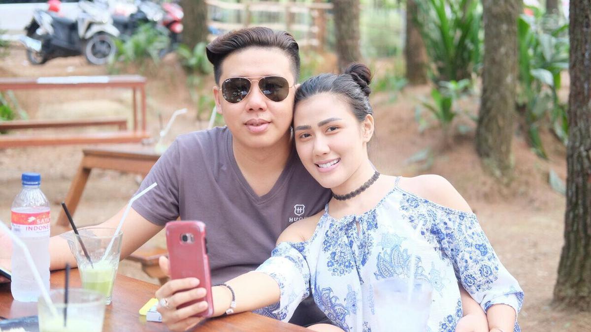 Suami Rey Utami Luncurkan Video Klip untuk Sang Istri - ShowBiz ...