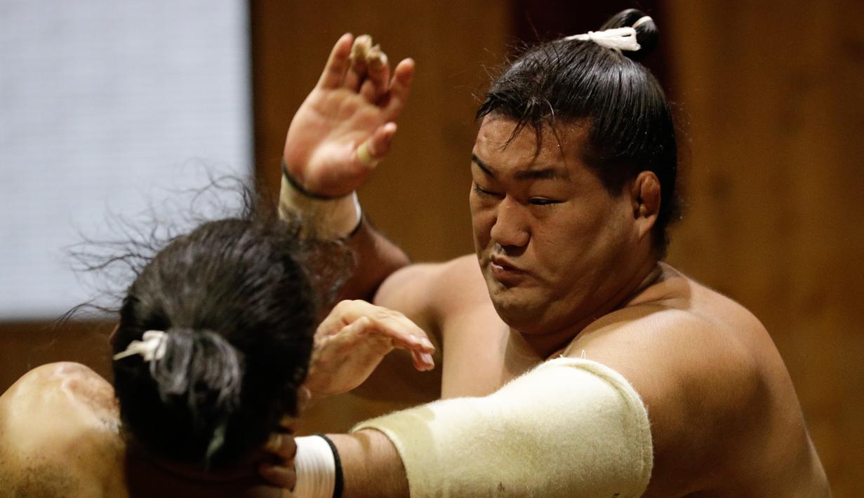 FOTO: Melihat Latihan Para Pegulat Sumo di Jepang - Foto Liputan6.com