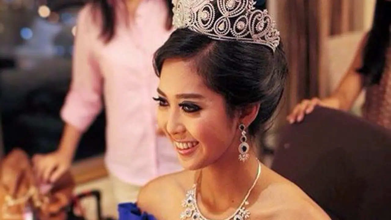 Penampakan Maria Rahajeng di Miss World 2014 - Lifestyle Liputan6.com