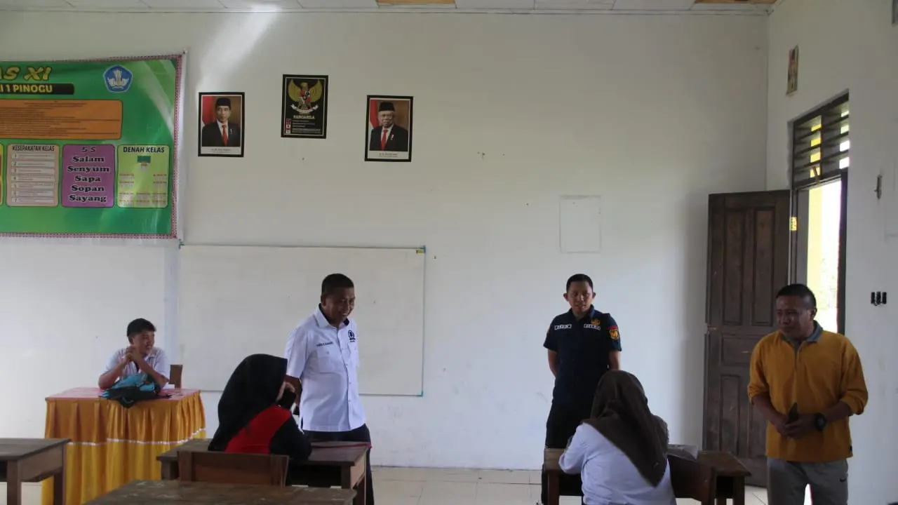 78 Tahun Indonesia Merdeka, Ini Potret SMA Pinogu yang Memprihatinkan ...