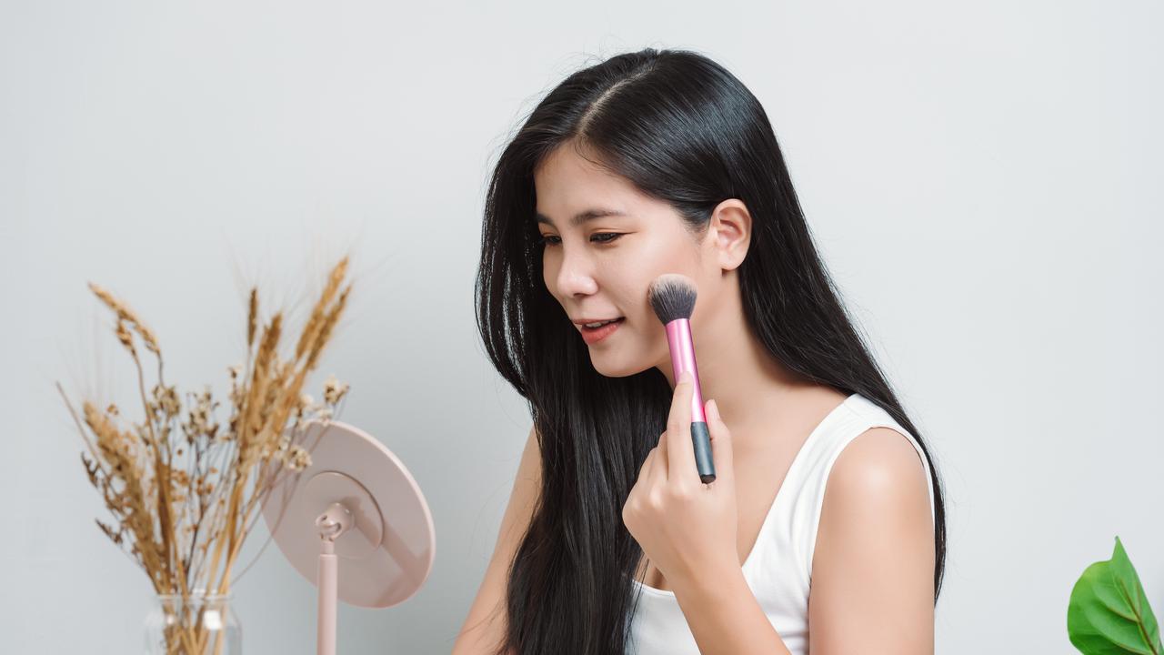 Tren Makeup Cloud Skin, Tampilan Kulit Lembut yang Cocok Jadi Riasan ...