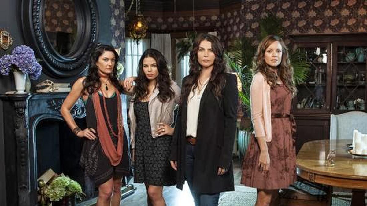 Rating Turun, Serial Witches of East End Dihentikan