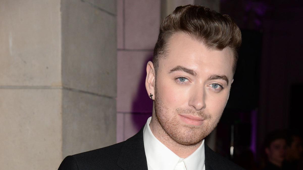 Pita Suara Berdarah, Sam Smith Batalkan Konser - ShowBiz Liputan6.com