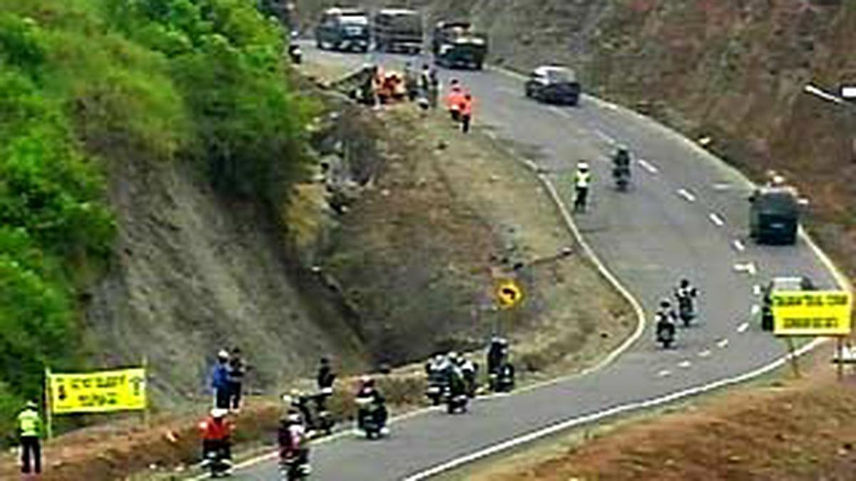 Waspadai Tanjakan Citiis di Jalur Nagreg - News Liputan6.com