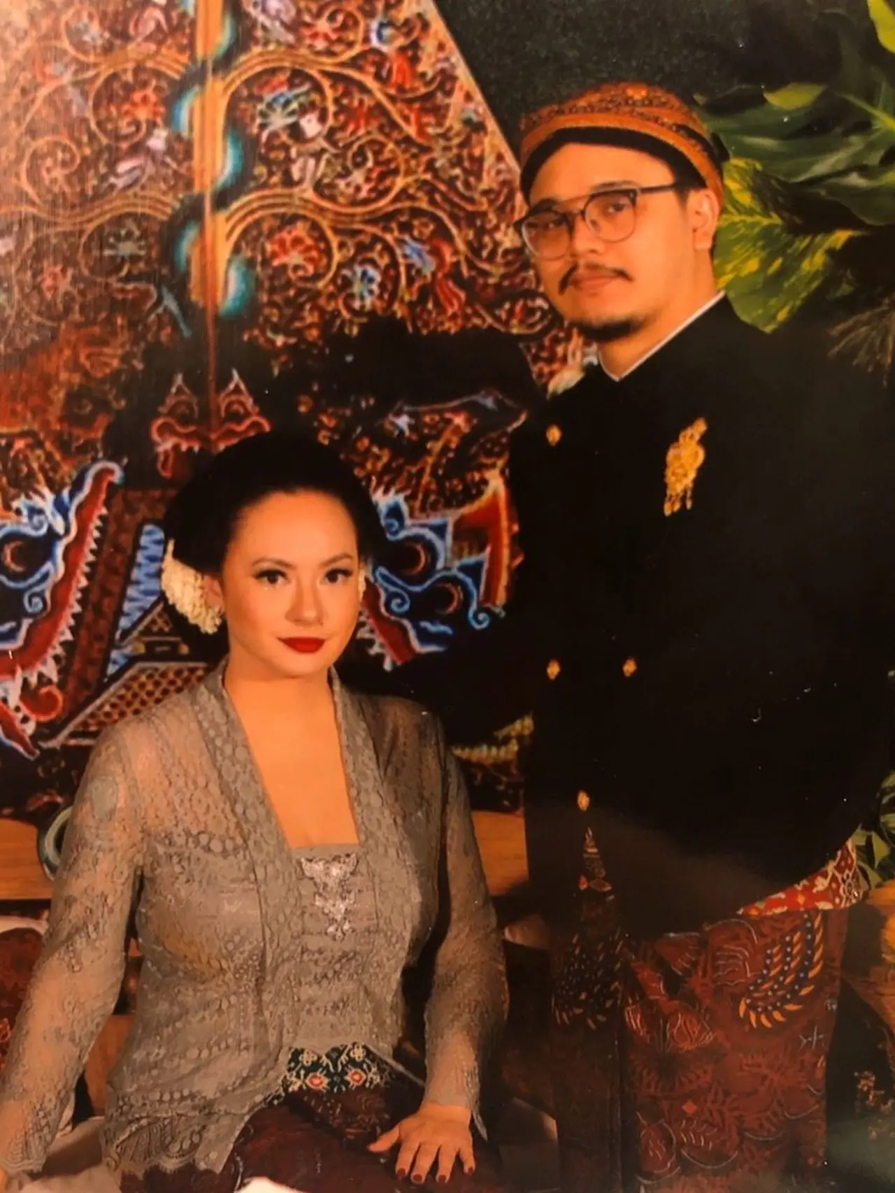 Jarang Tersorot, Ini 7 Potret Mesra Derby Romero dan Istri - Hot ...