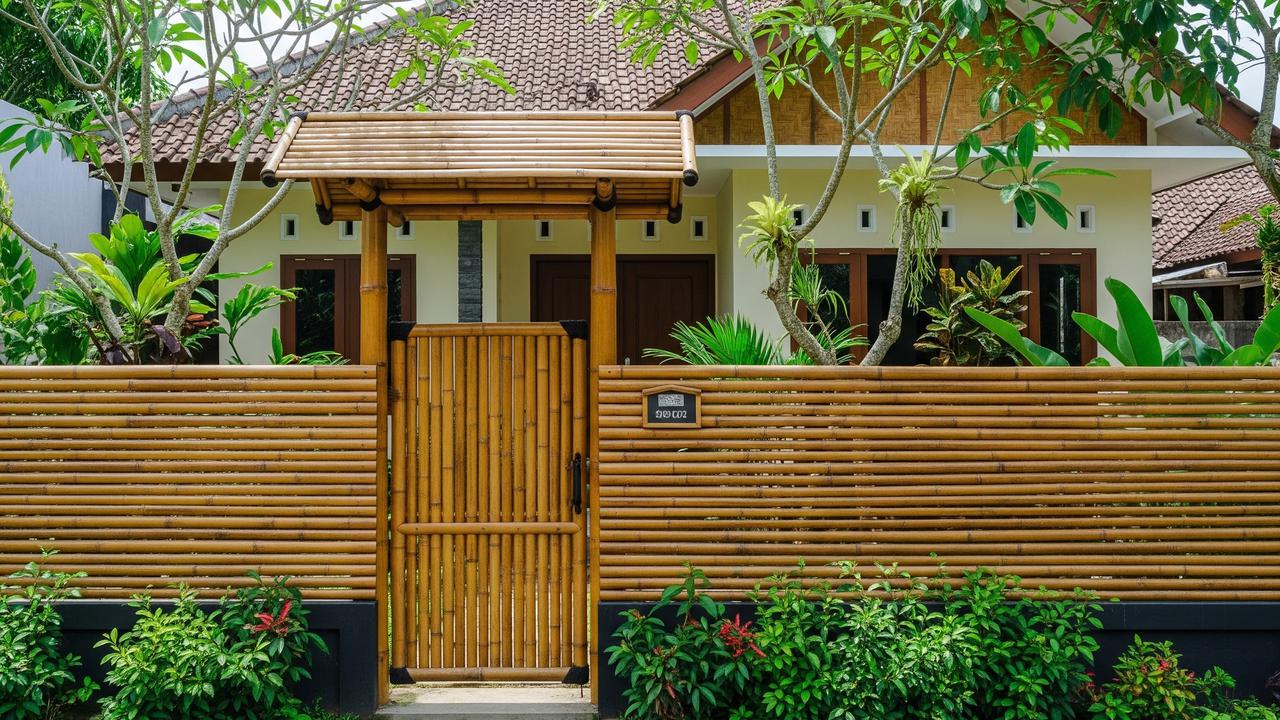 6 Model Pagar Bambu yang Bikin Rumah Desa Terlihat Artistik dan Murah ...