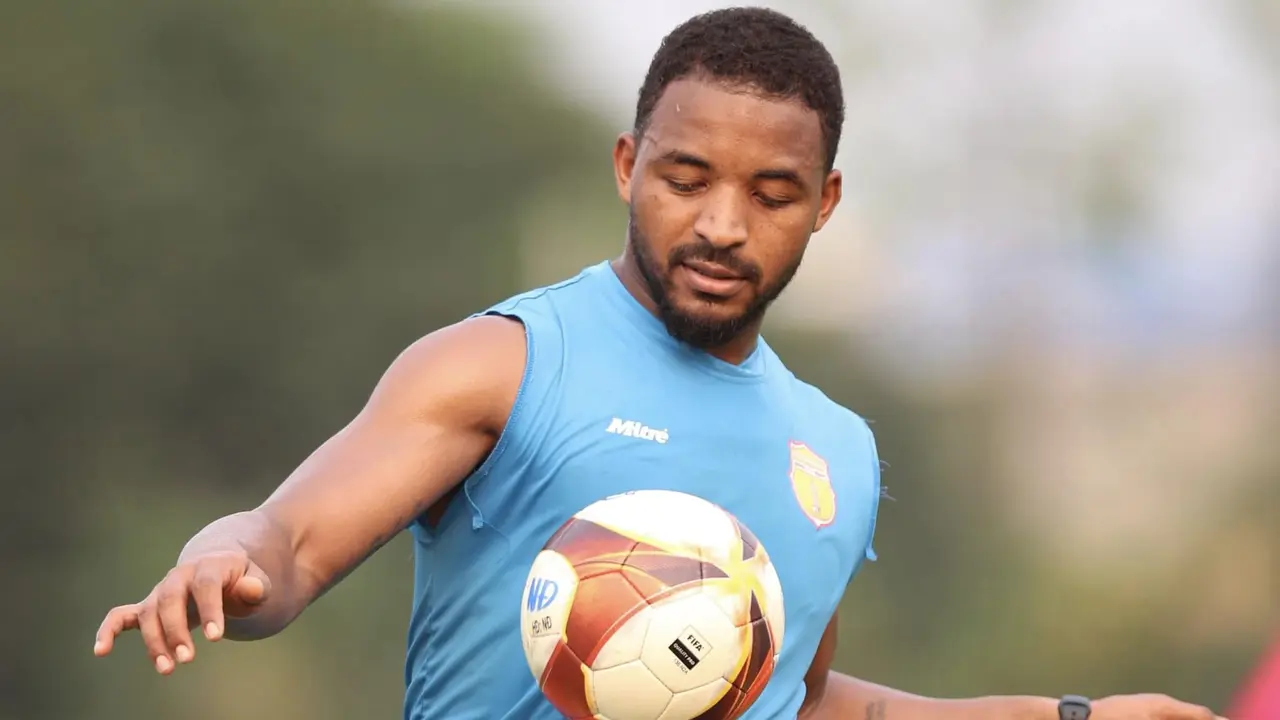 Mengenal Rafaelson: Calon Striker Naturalisasi Timnas Vietnam yang ...