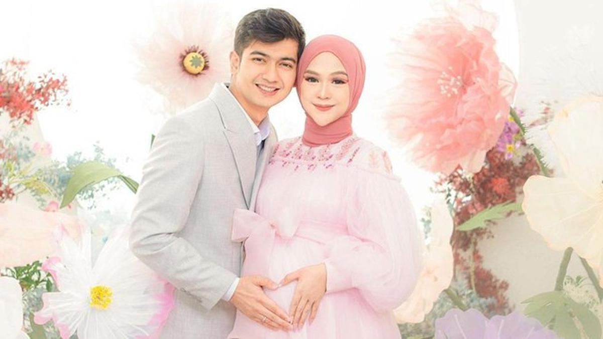 11 Potret Teuku Ryan Setia Dampingi Ria Ricis dari Hamil hingga ...