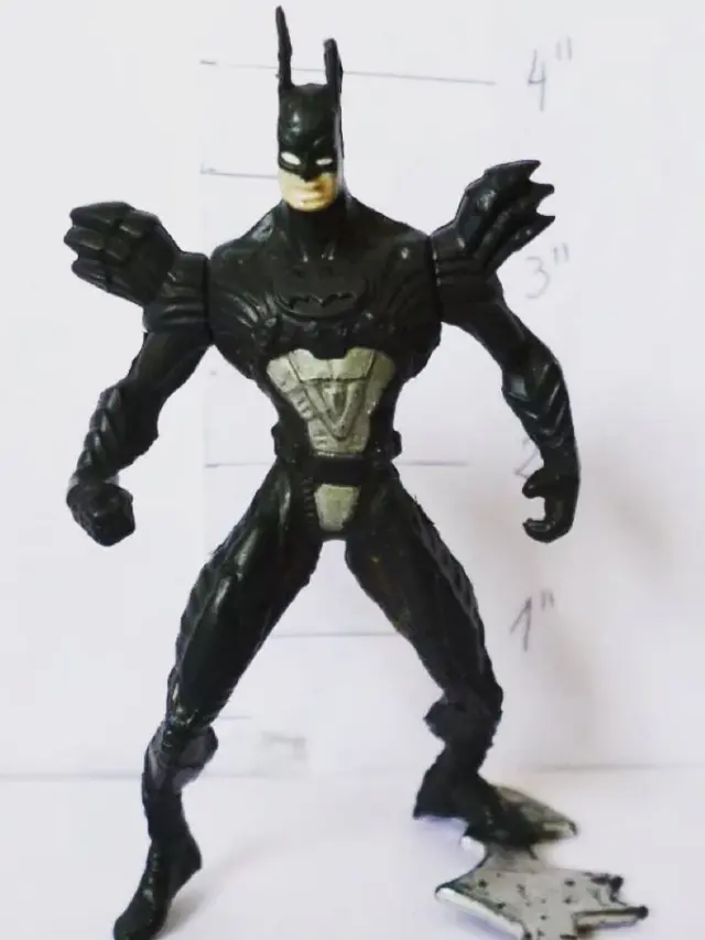 8 Potret Action Figure Batman Ini Nyeleneh, Bikin Geleng Kepala - Hot ...
