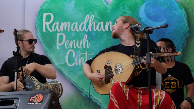 5 Grup Musik Pelantun Lagu Religi dari Masa ke Masa - Entertainment ...