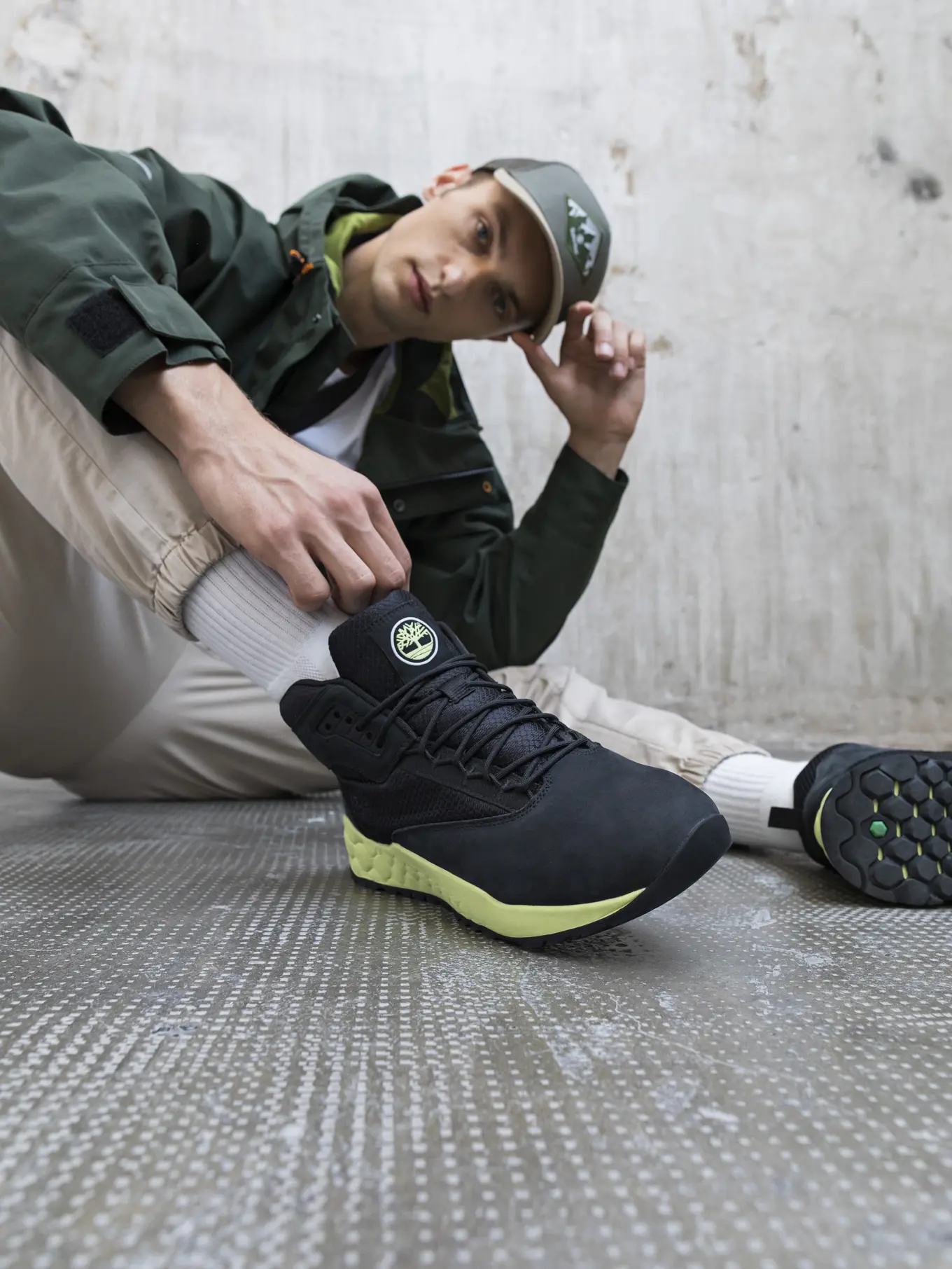 Sepatu Ramah Lingkungan, Terbuat dari Serat Tebu dan Karet Asli yang ...