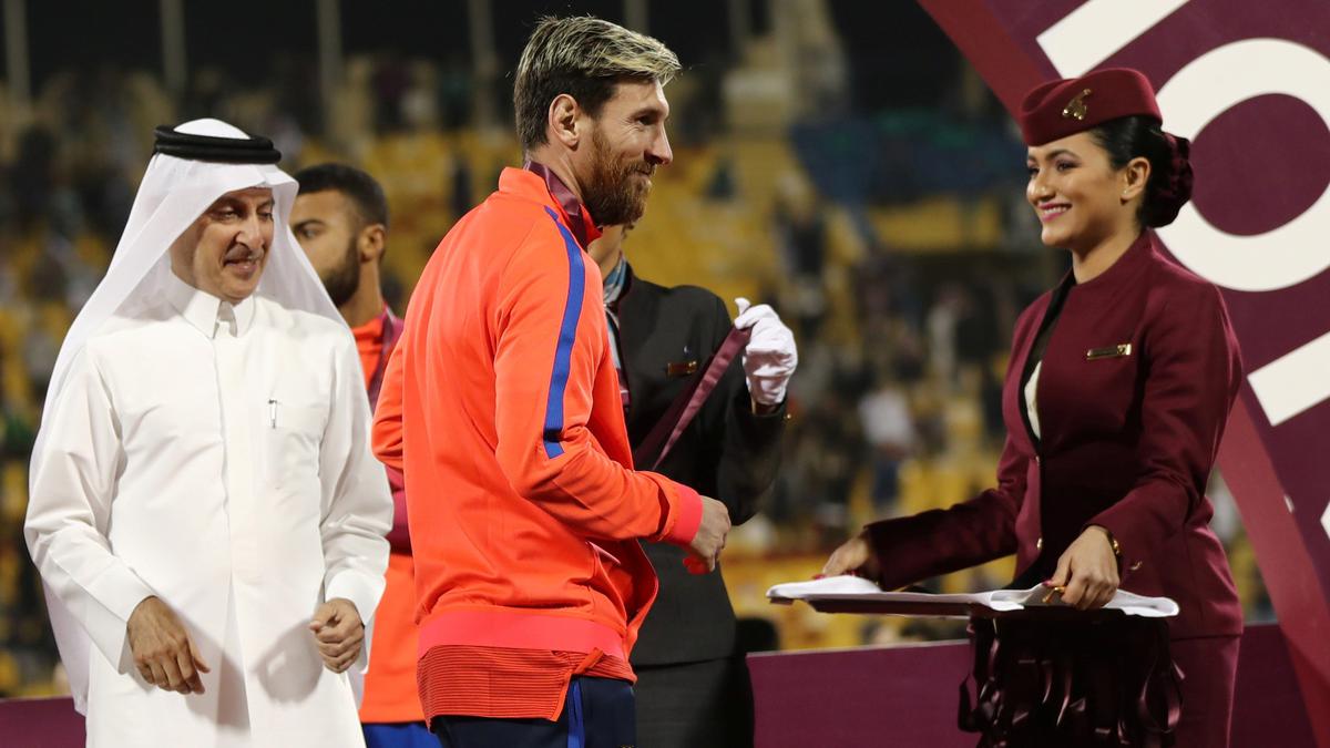 Lionel Messi Kembali Muntah Saat Barcelona Tanding di Qatar