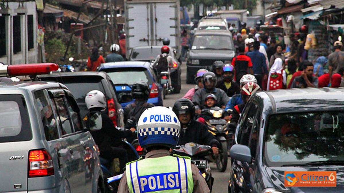 Kemacetan di Pasar Kordon Bandung - Video Liputan6.com