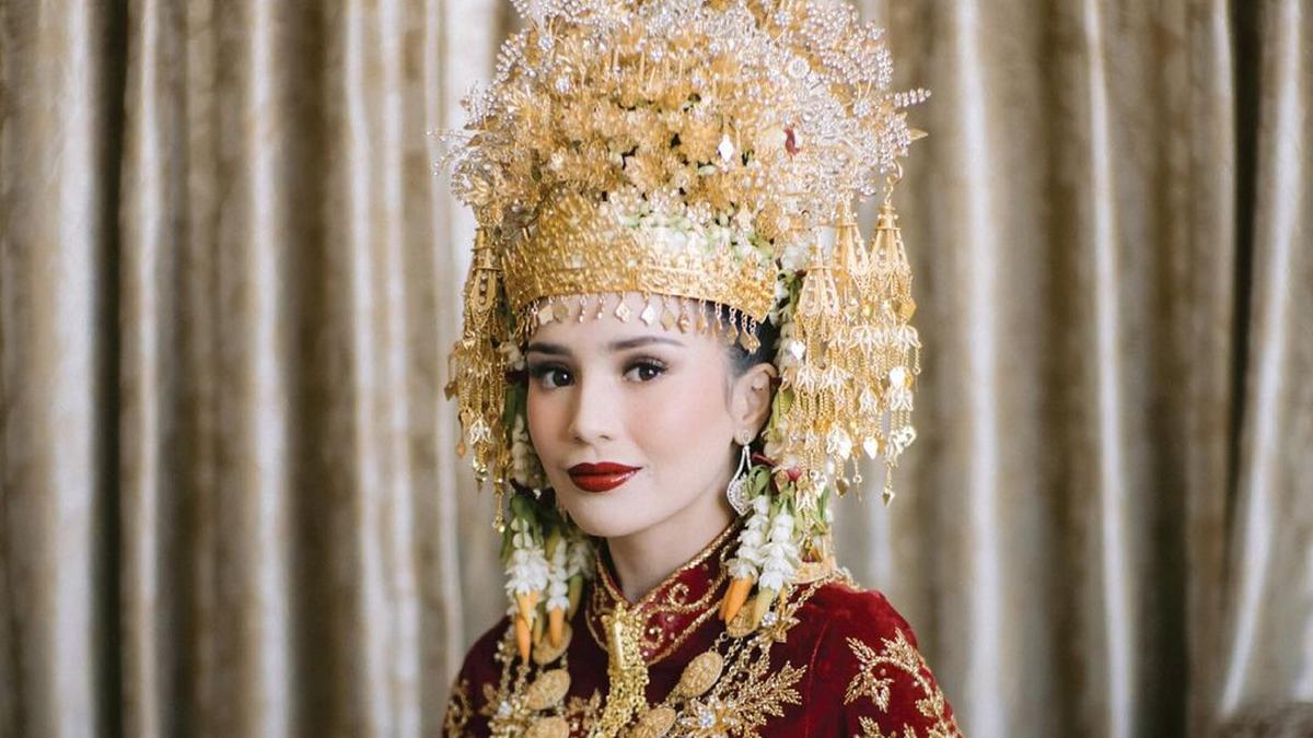 Daro Baro, Pakaian Adat Aceh yang Dipakai Beby Tsabina Saat Akad Nikah ...