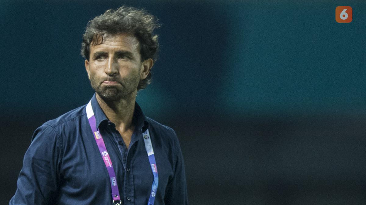 Alasan Timnas Indonesia Sulit Berkembang Versi Luis Milla