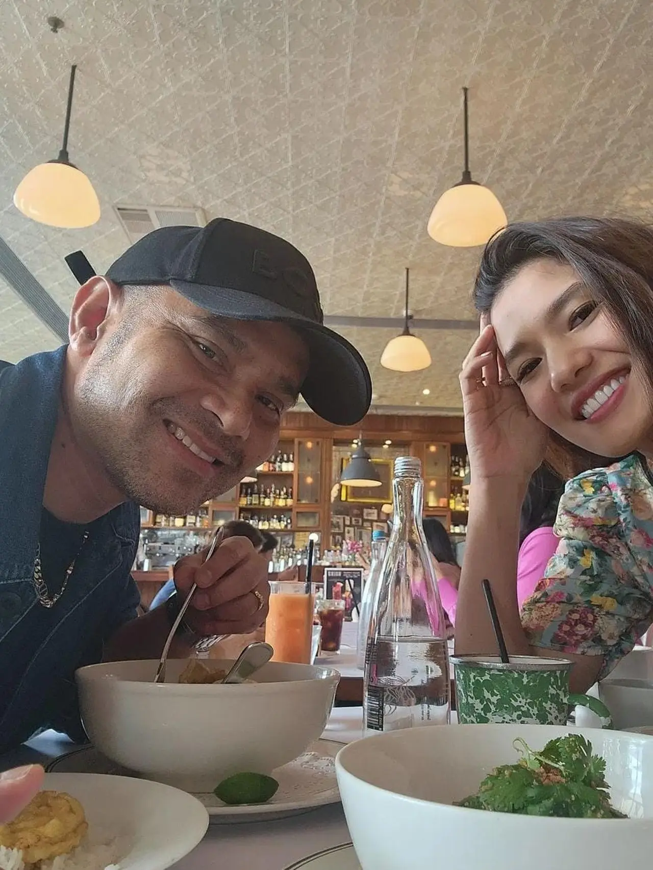 Ramai Jadi Sorotan, Intip 8 Romantisme Judika dan Istri