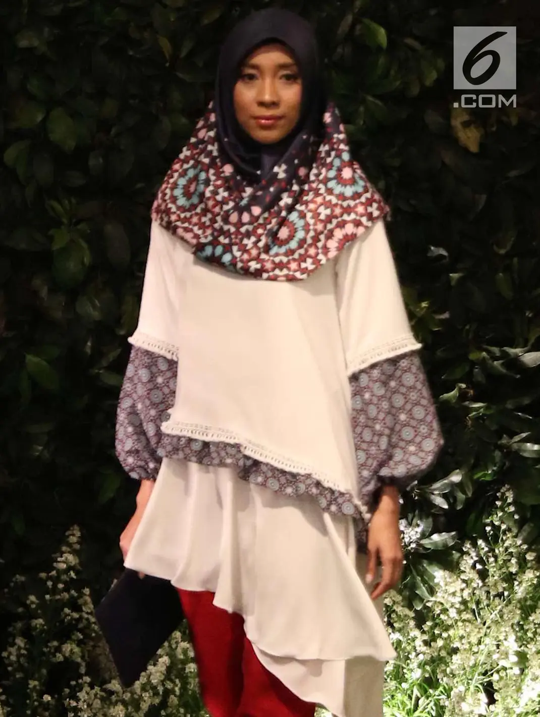 FOTO: Ivan Gunawan Suguhkan Fatamorgana Jadi Koleksi Raya Collection ...