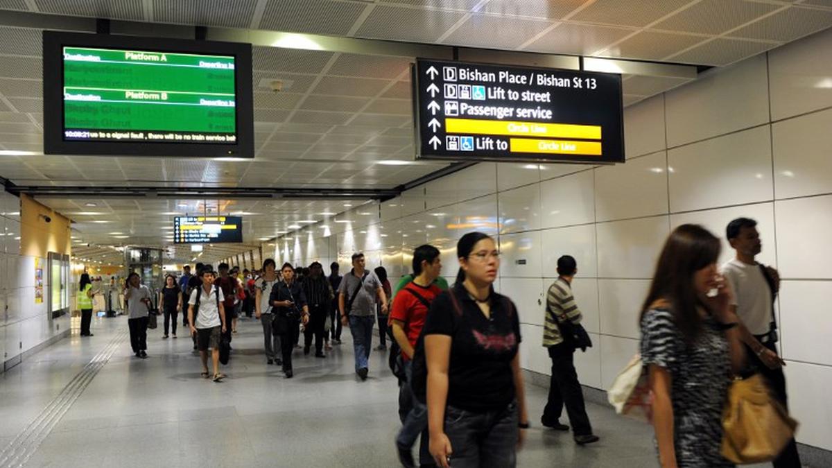 25 Orang Luka Akibat Insiden Kecelakaan MRT di Singapura
