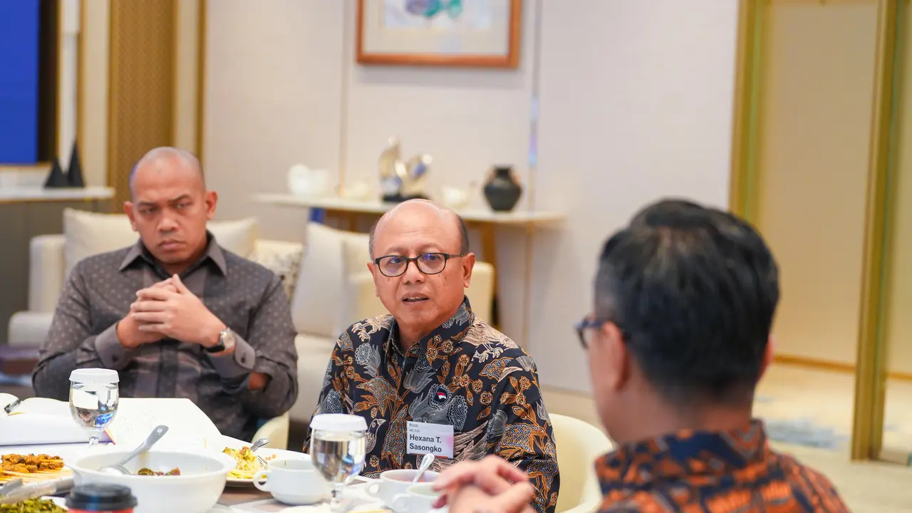 Dony Oskaria Targetkan Merger BUMN Asuransi Rampung Tahun Ini