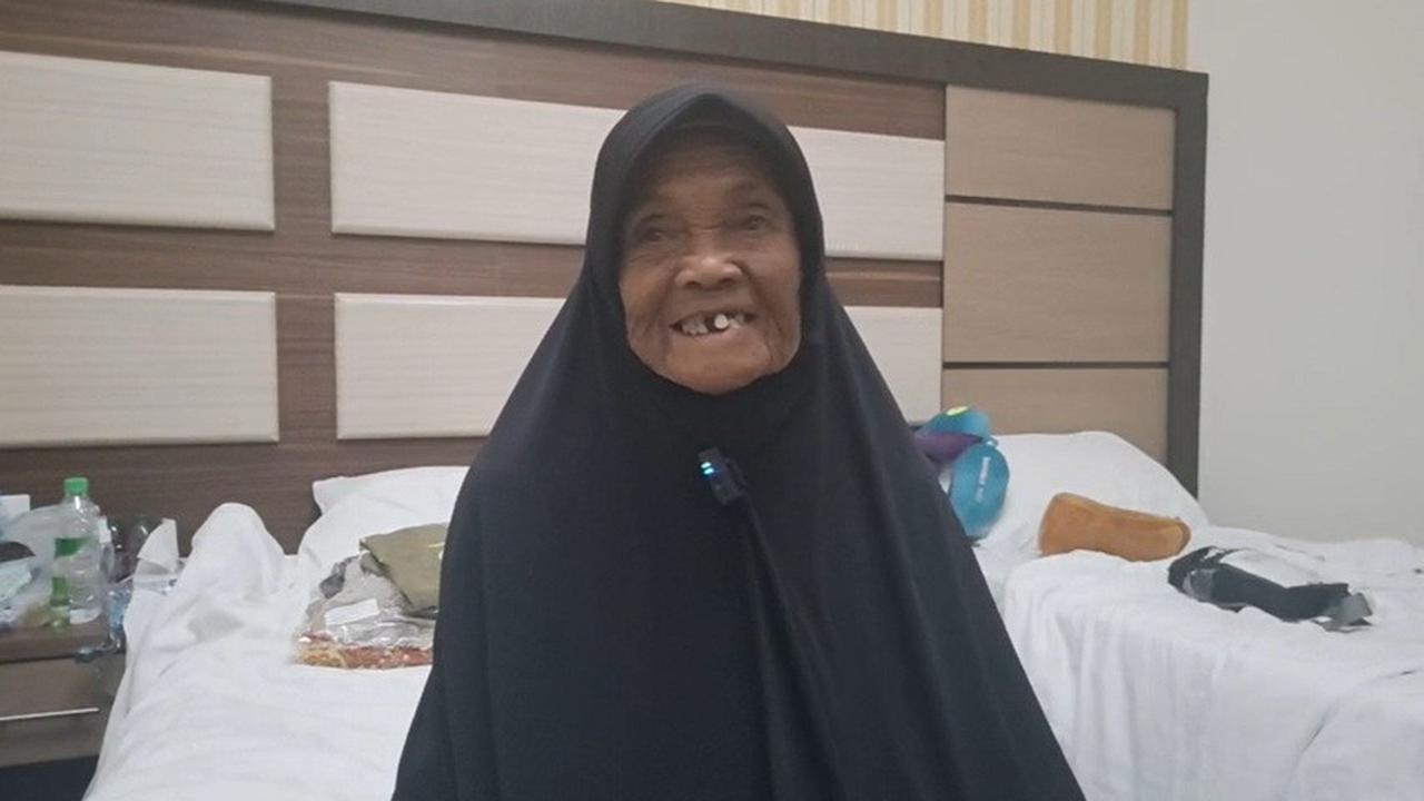 Kisah Jemaah Haji Tertua Asal Lampung Berusia 107 Tahun