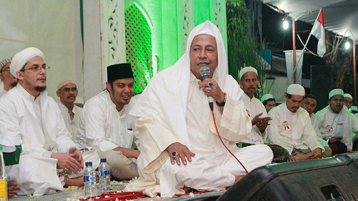 30 Kata-Kata Mutiara Hikmah Habib Luthfi bin Yahya, Bijak dan Inspiratif